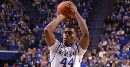 Dakari Johnson Vital to UK's NCAA Tournament Run - LINK nky