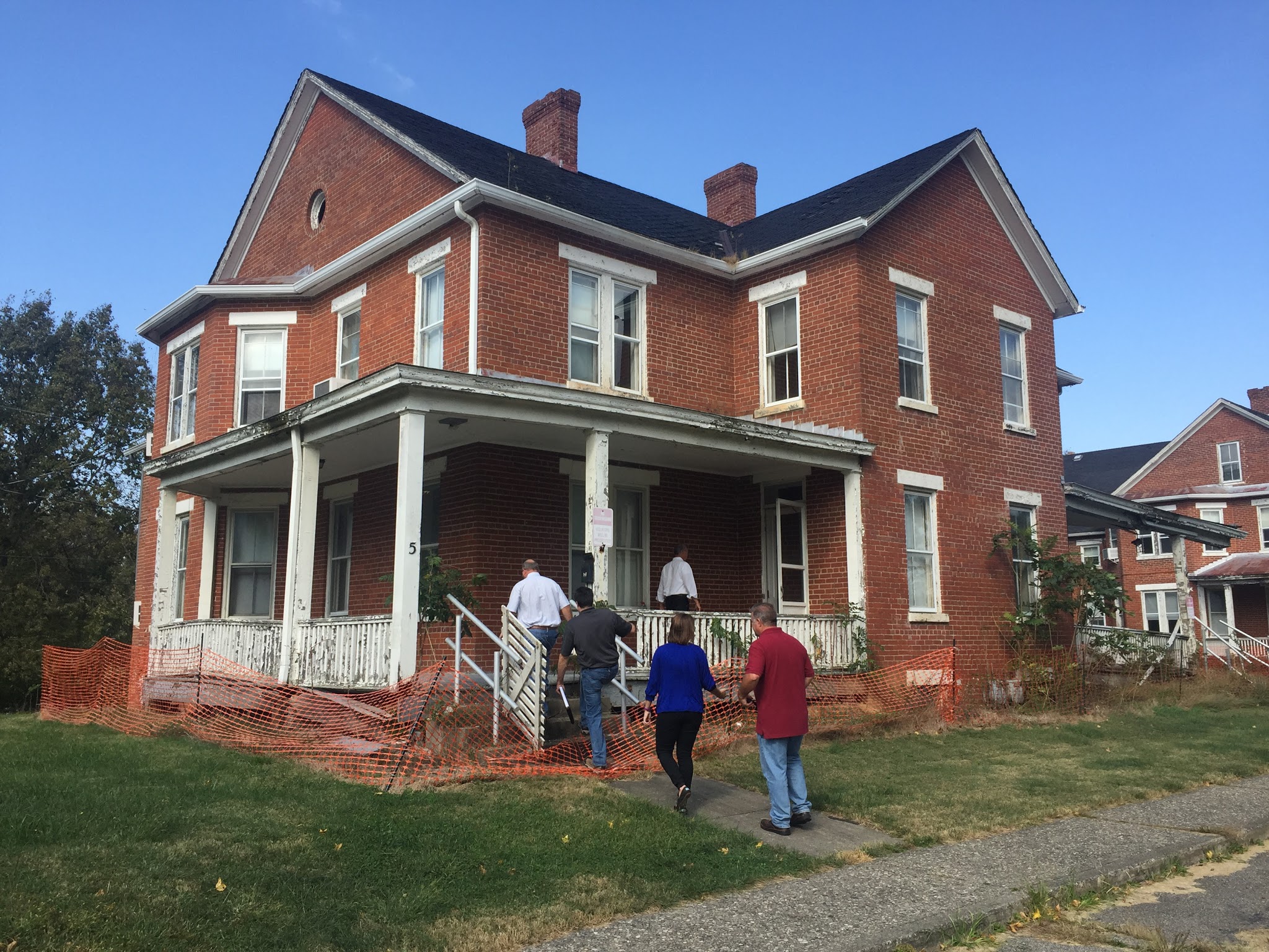 PICTURES: Developers Meet To Walk Through VA Homes in Fort Thomas ...