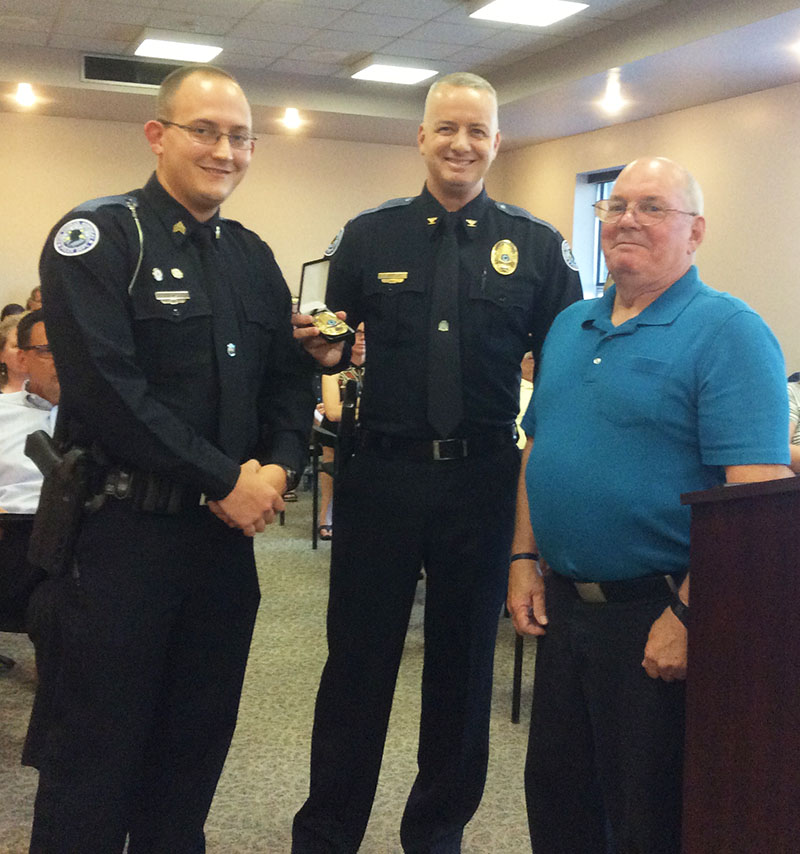 Two Fort Thomas Police Officers Receive Promotions, New Badges - LINK nky