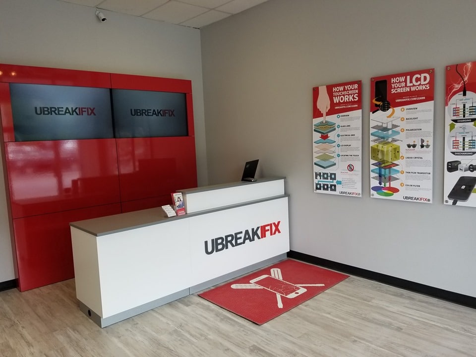 uBreakiFix Set to Cut Ribbon in Newport Plaza - LINK nky