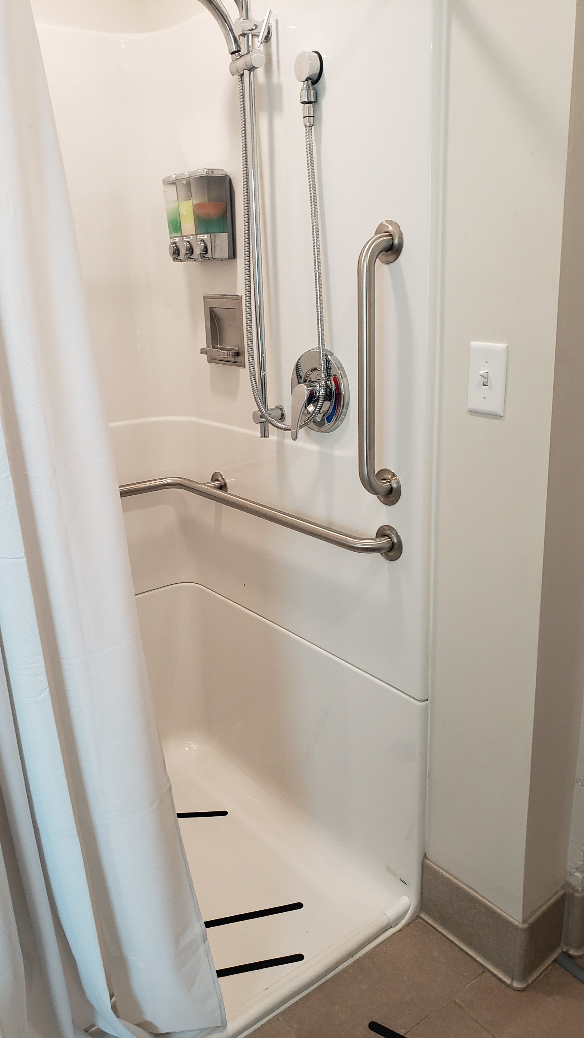 "Shower Ministry" celebrated with grand opening at Florence Christian ...