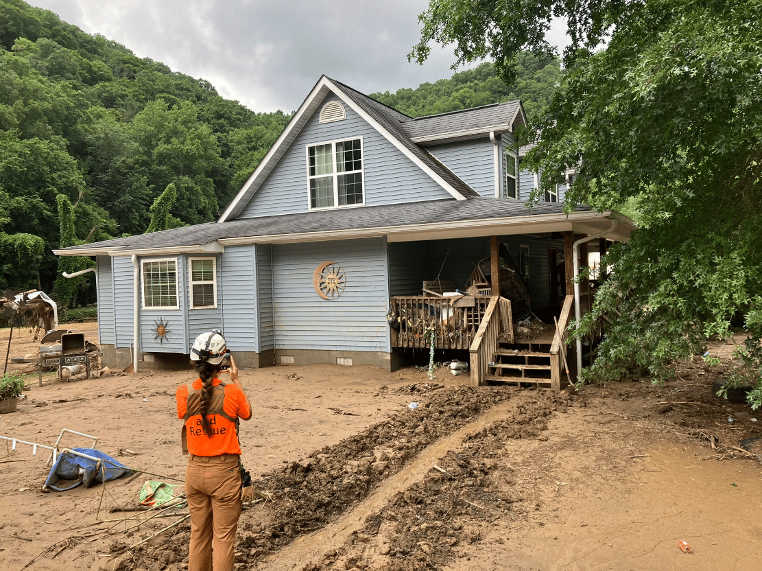 'Total devastation': Locals lend a hand in EKY flood cleanup - LINK nky