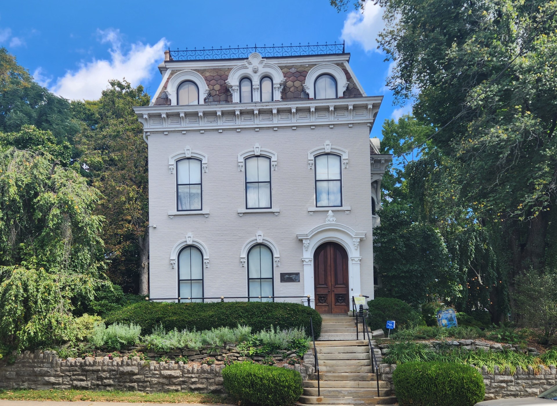 Lean into your creative side at historic Baker Hunt center - LINK nky