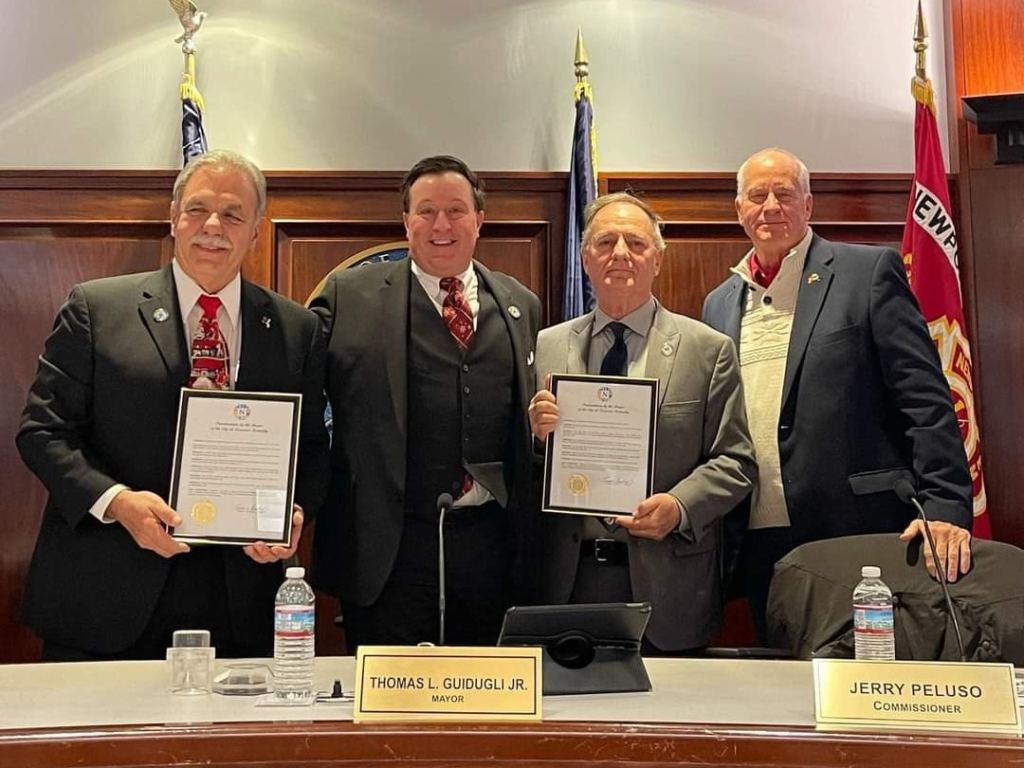Pelusos honored at last Newport meeting: 'That's the kind of impact ...