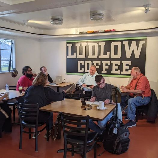 Coffee talk: Mayor offers meetup at Ludlow Coffee - LINK nky