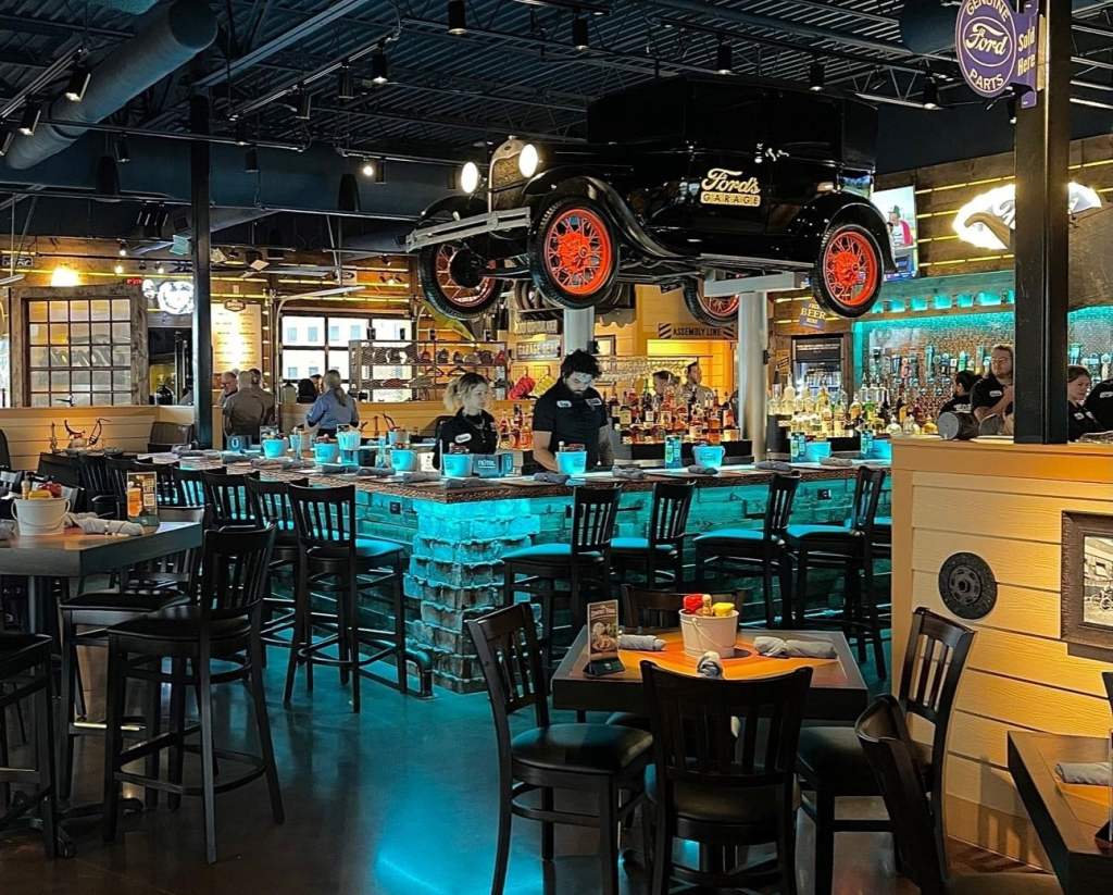 Florence honks hello to new Ford's Garage location on Houston Road ...