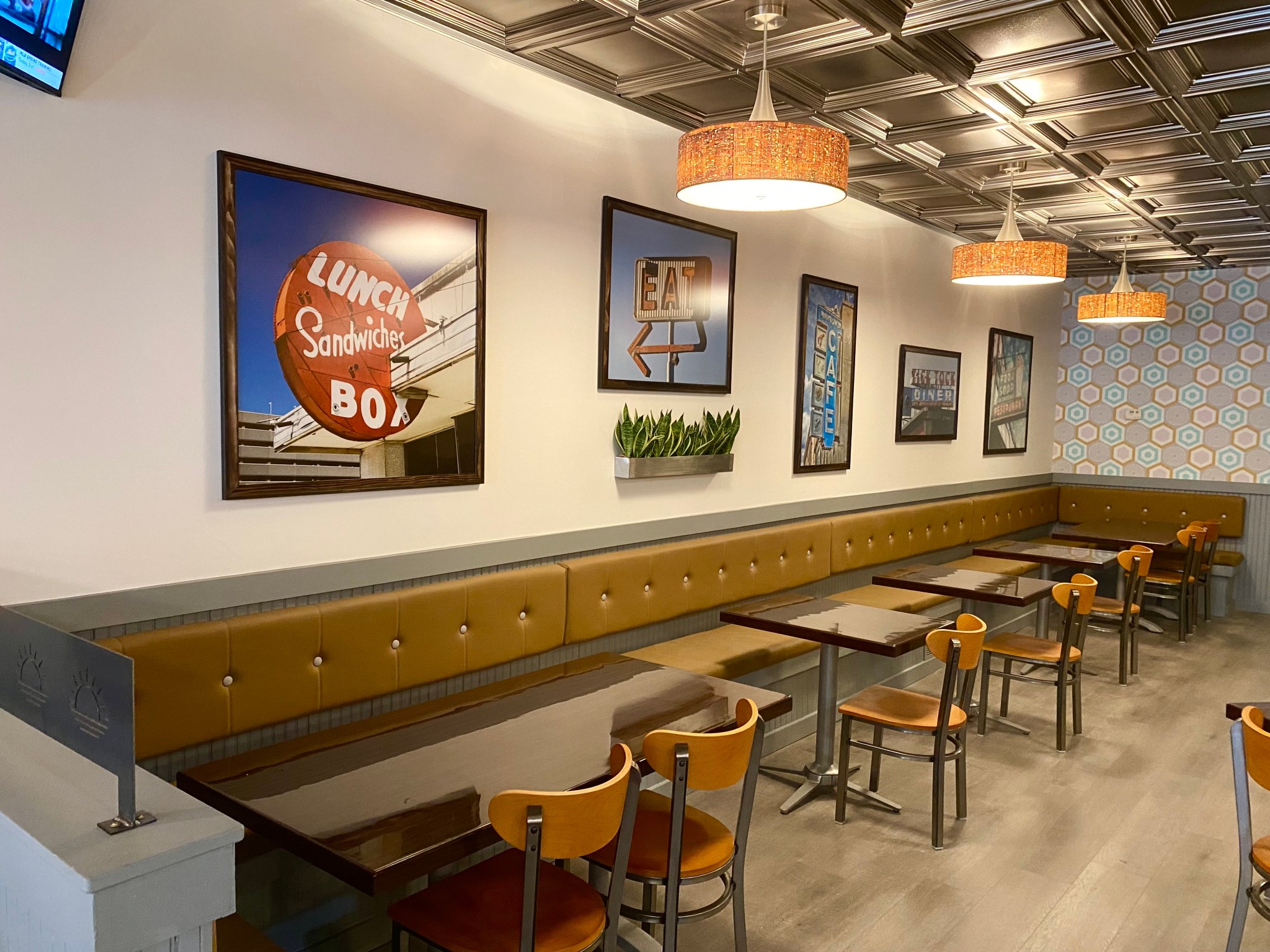 Diner-inspired restaurant Pike Street set to open in Covington - LINK nky