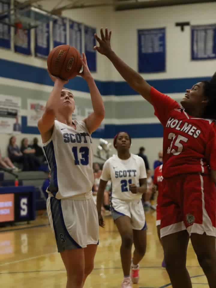 Holmes cites injuries in ending season - LINK nky