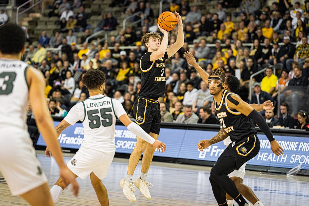 Sam Vinson joins NKU's 1,000-point club - LINK nky