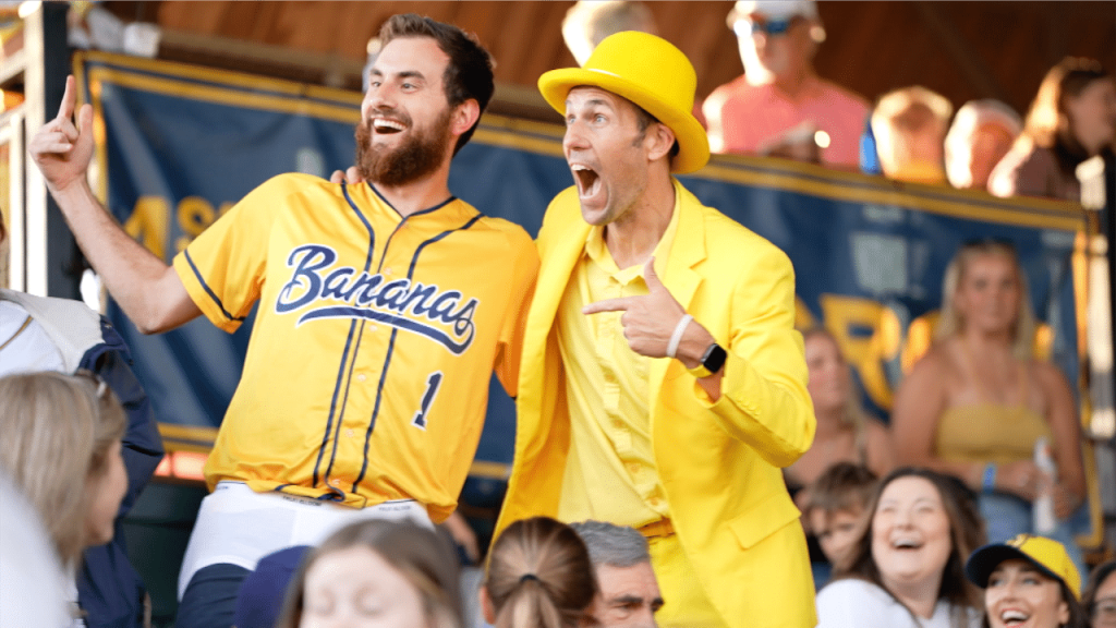 Florence Y'alls record first bunt-ejection while playing against the ...