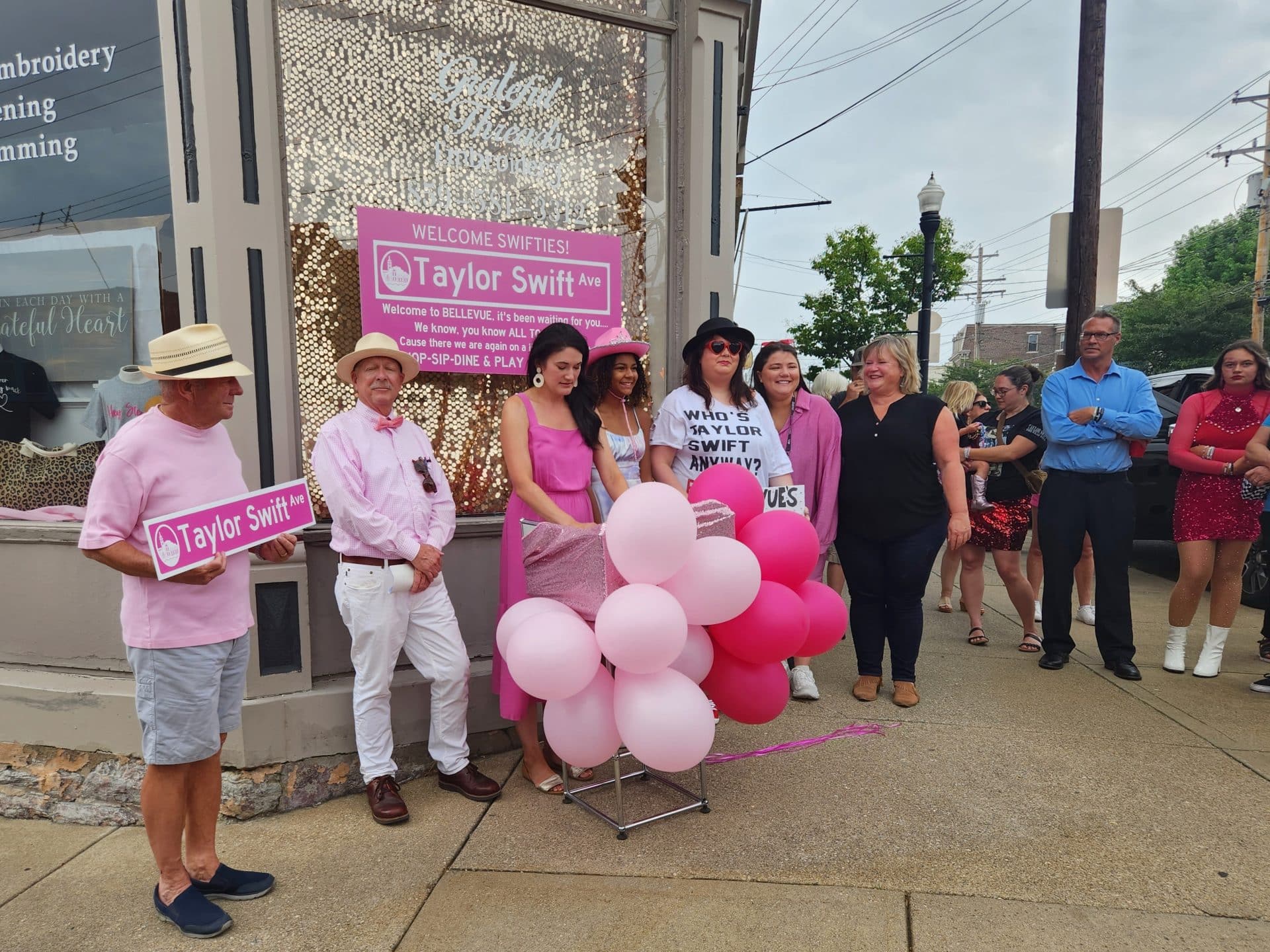 Bellevue residents deemed ‘Swiftiest’ at Taylor Swift Avenue sign ...