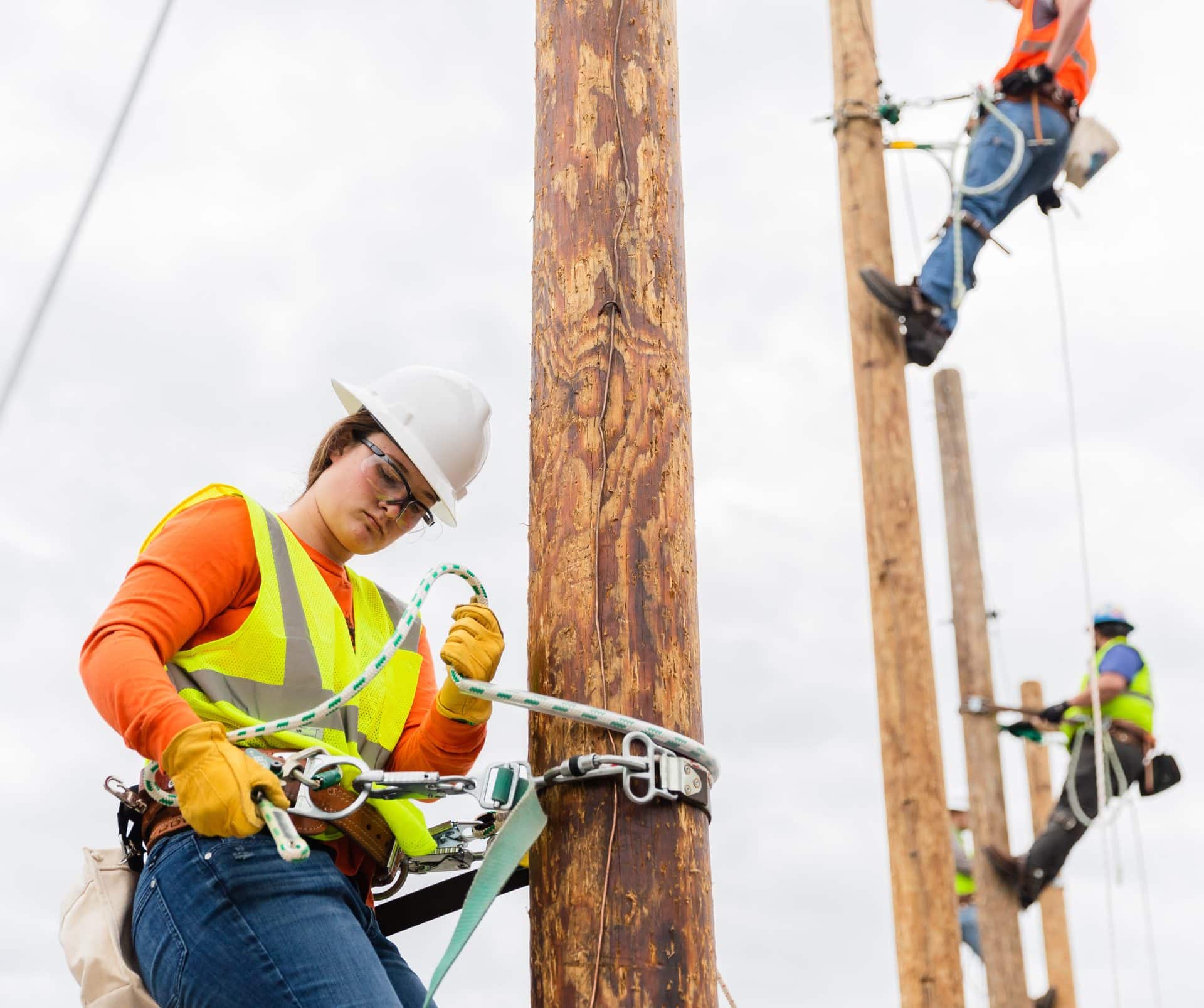 Duke Energy grants $40,000 to Gateway lineworker program - LINK nky