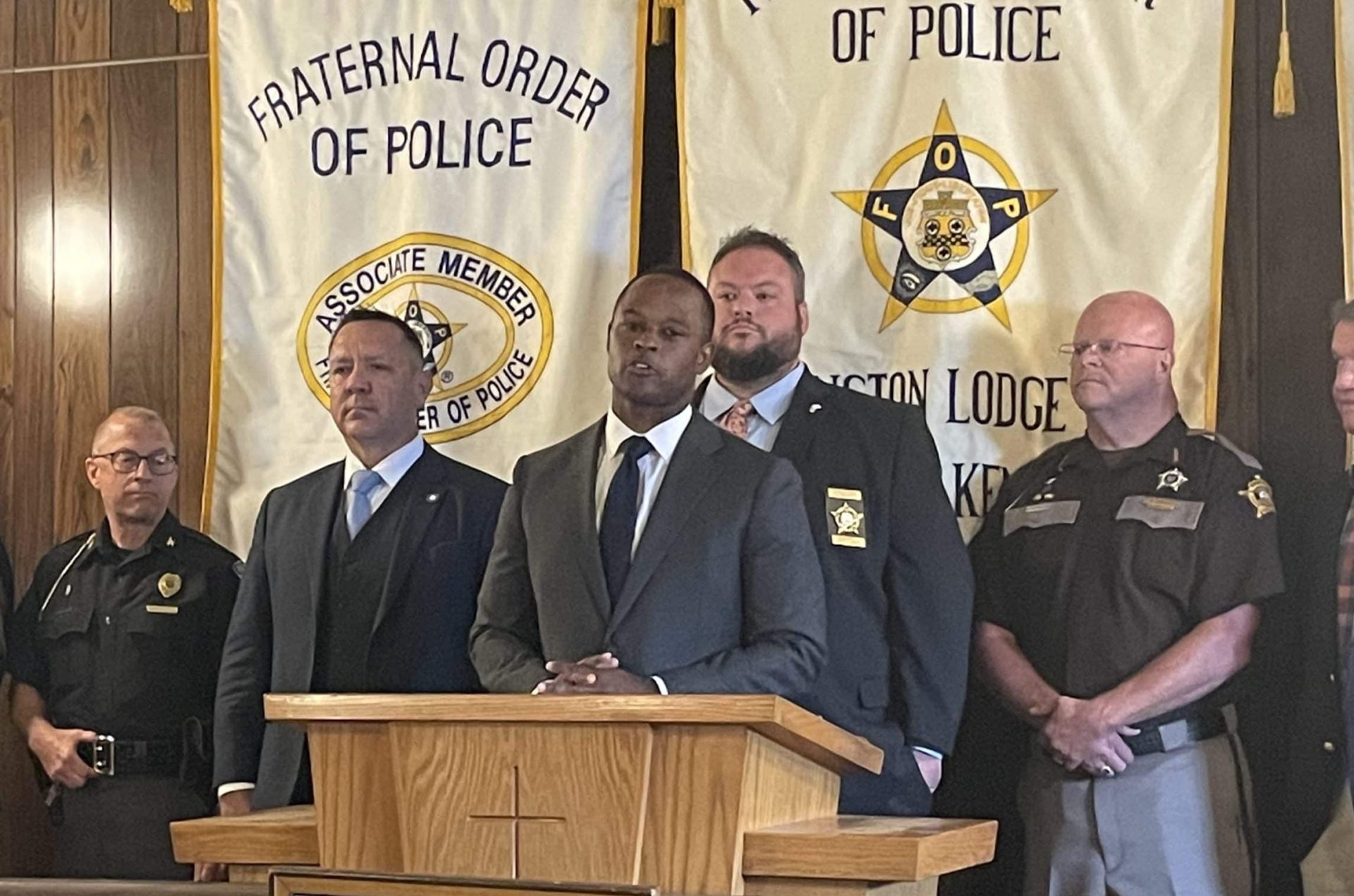Cameron touts FOP endorsement at Covington campaign stop - LINK nky