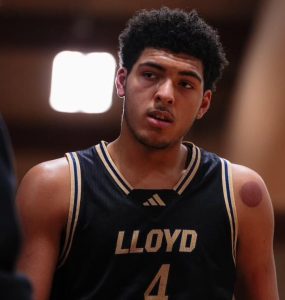 Lloyd Memorial's amazing Walker: Ezequias James has distinguished name, distinctive game, but ...