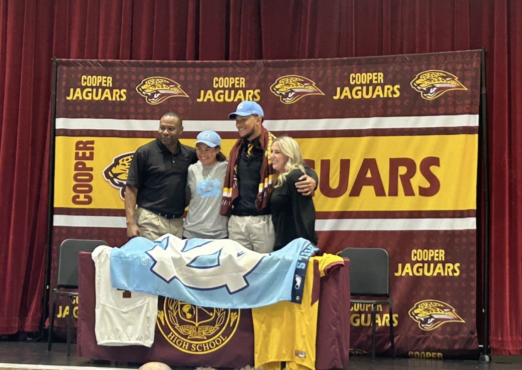 Austin Alexander, high school football star, commits to UNC - LINK nky