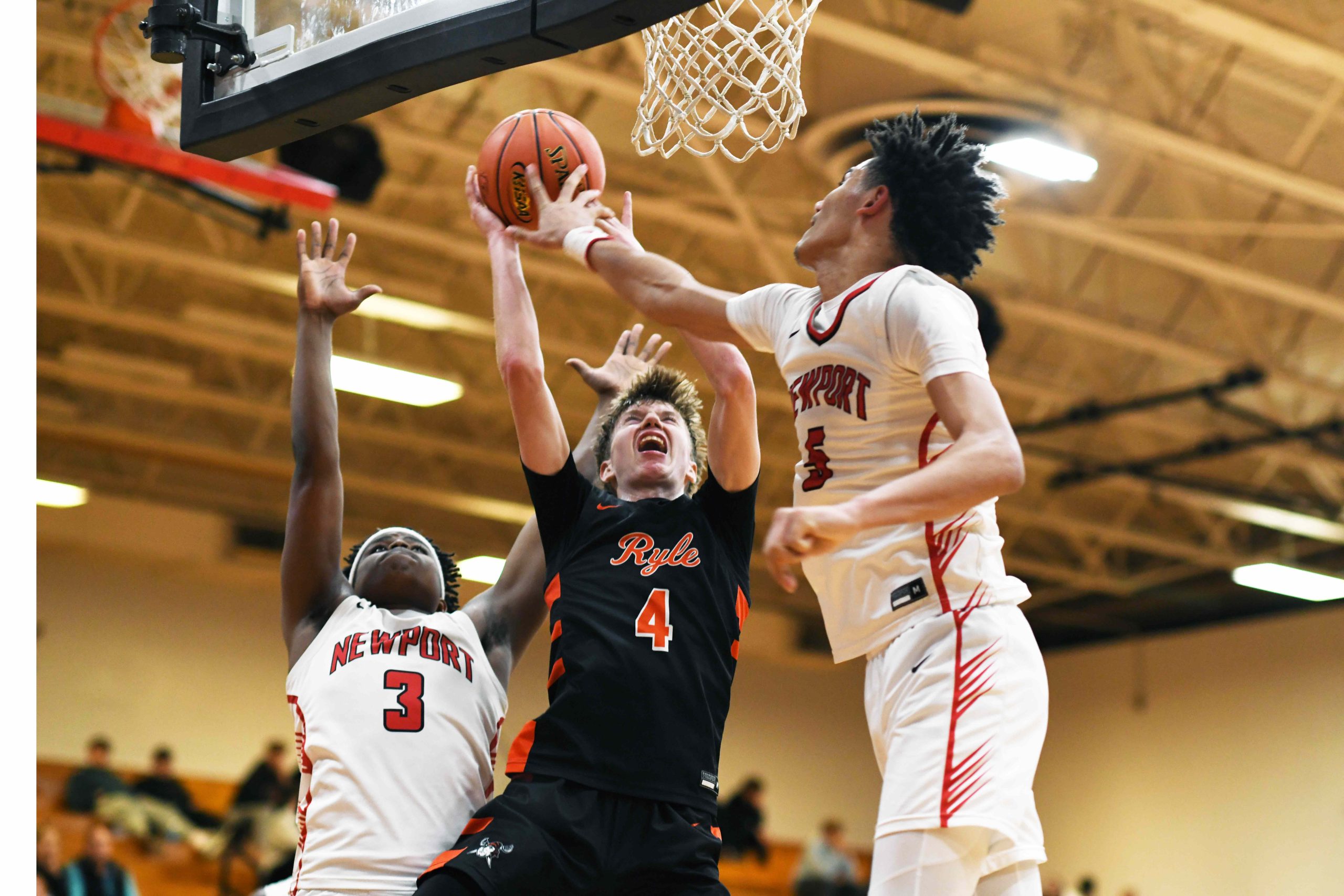 Ryle triumphs over Newport in toughly contested basketball match - LINK nky