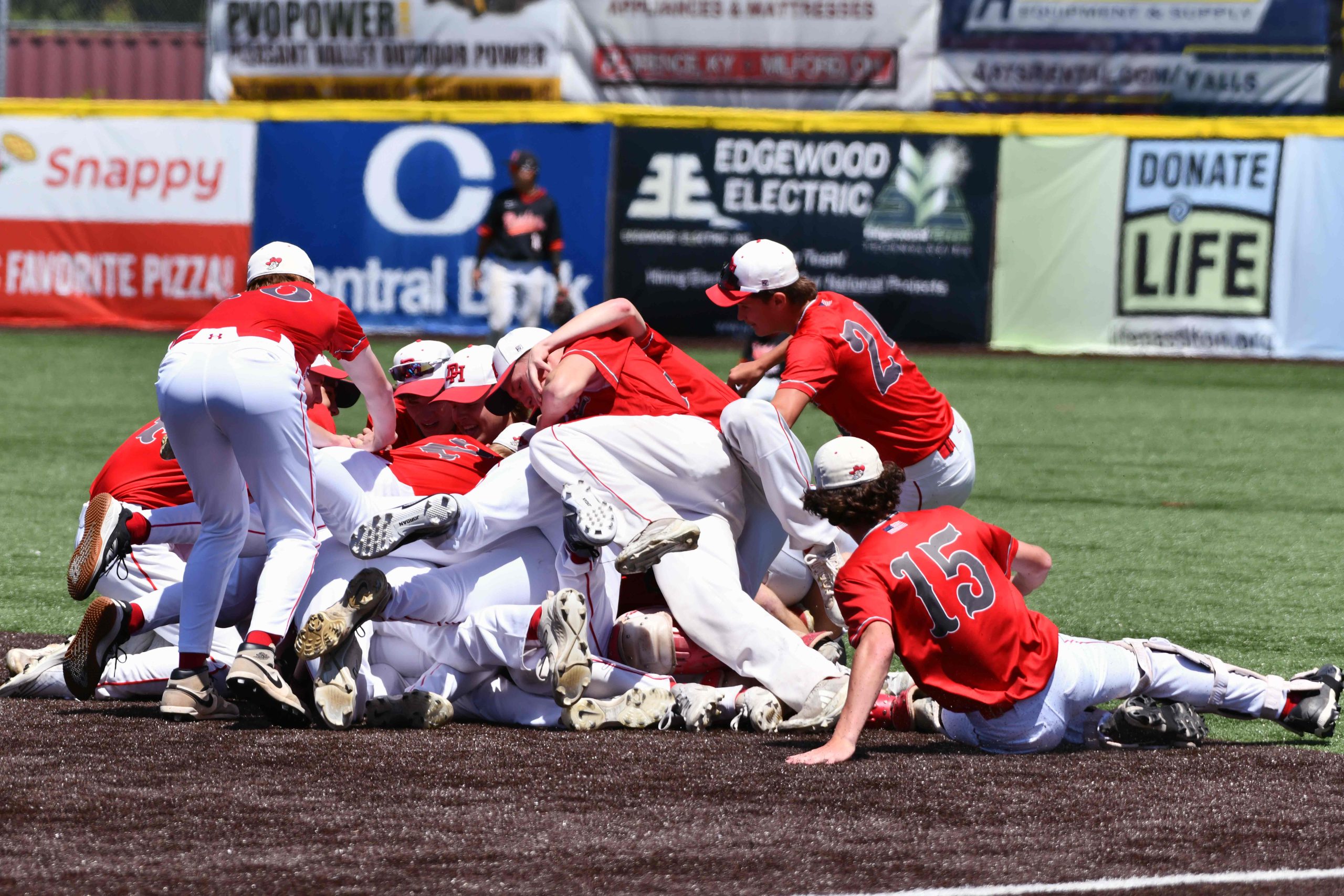 9th Region baseball quarterfinals: Dixie stuns Ryle in 7th - LINK nky