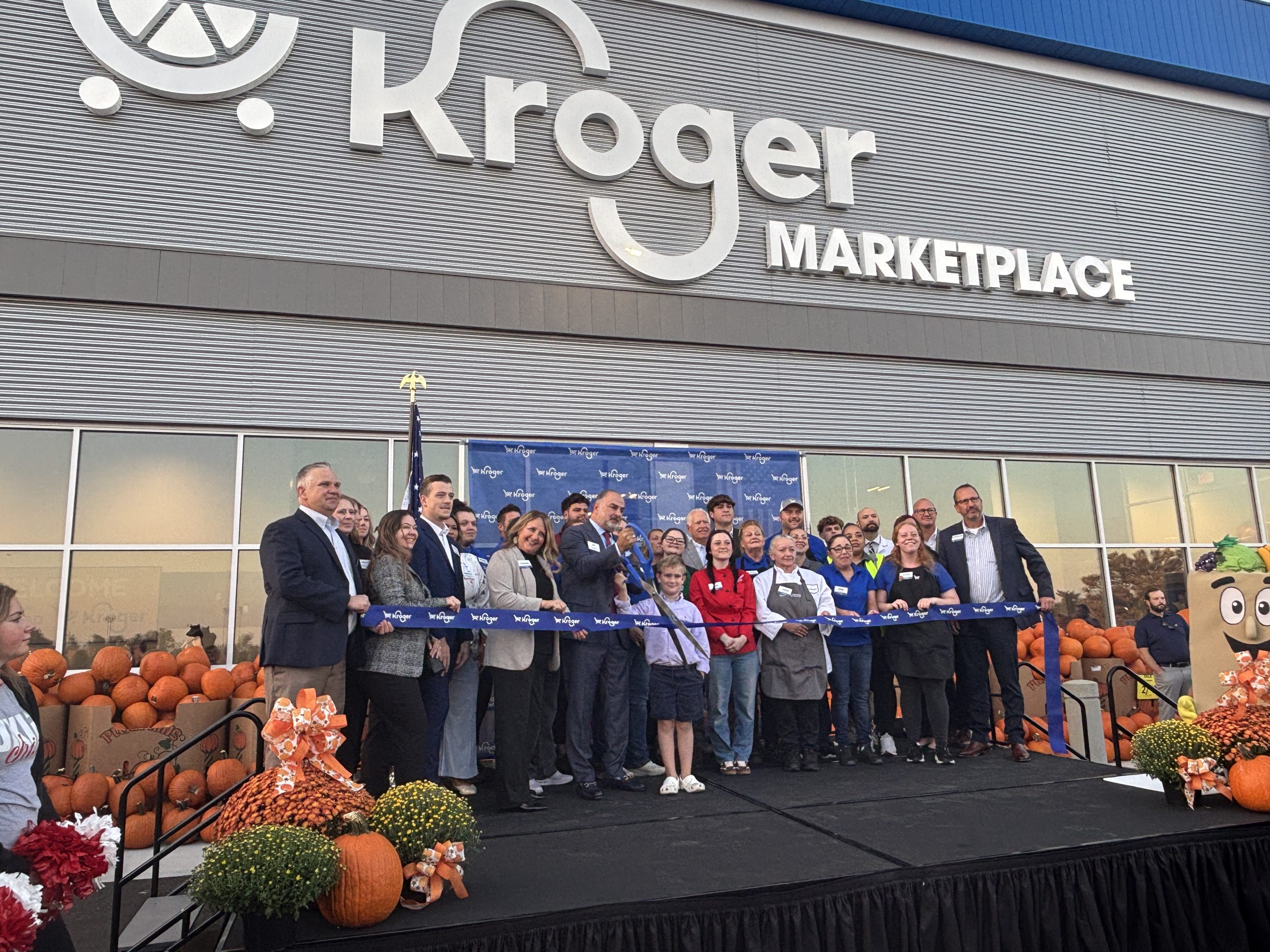 Community celebrates opening Edgewood's Kroger Marketplace