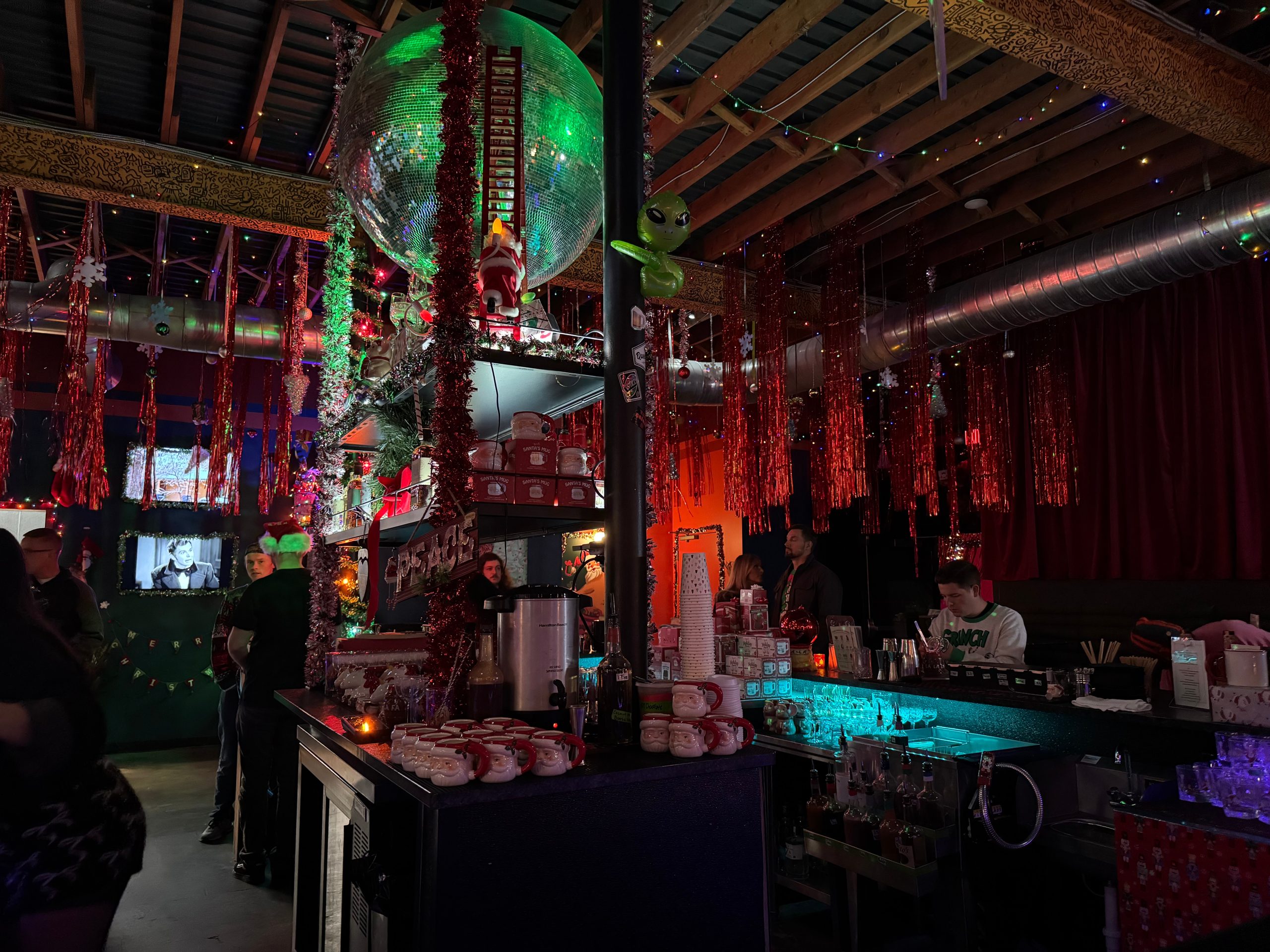 Festive pop-up ‘Miracle on Madison’ transforms Galaxie Covington - LINK nky