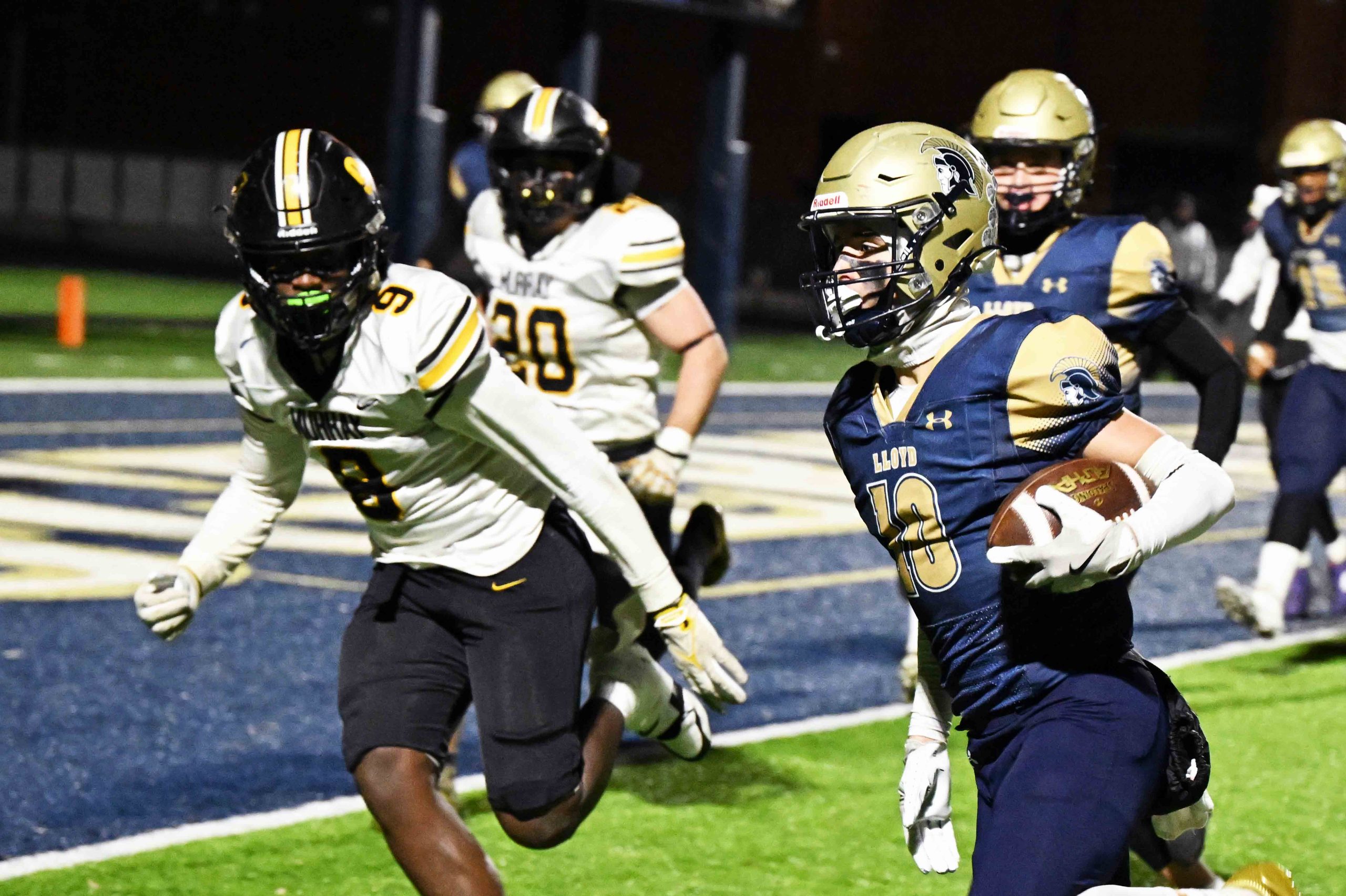 Turnovers contribute to Lloyd's failed championship bid