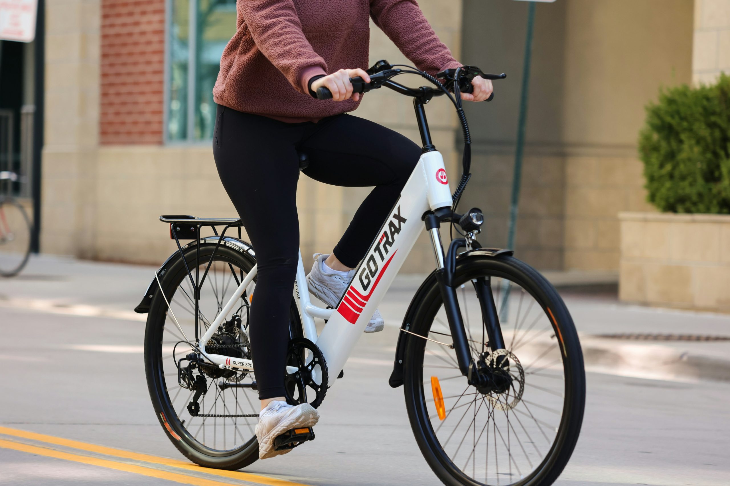 Fort Thomas weighs sidewalk ban for e-bikes, high-speed scooters